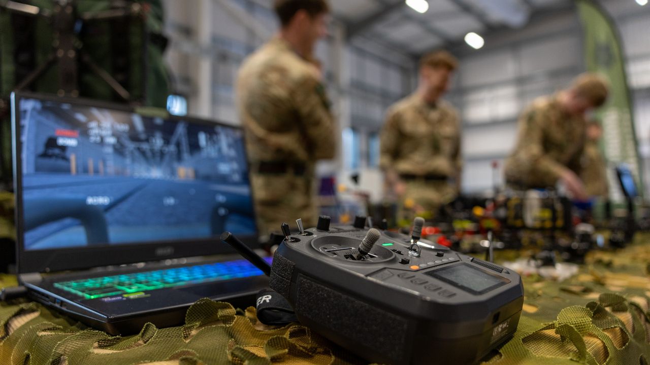 UK Army Reports 282 Personnel in Centralised sUAS Training, Plans 915 ...
